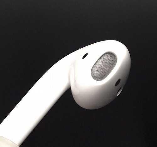 Apple Airpods - 2 оригинал. Наушник Правый и База