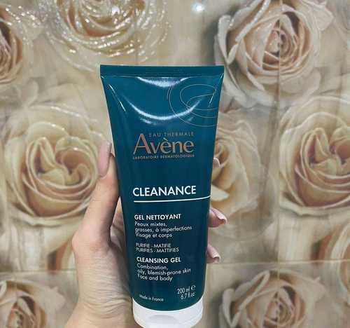 Гель для умывания Avene
