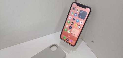 Мобильный телефон Apple iPhone 11 4/64 GB | Festima.Ru - Мониторинг объявлений