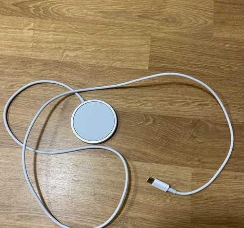 Беспроводная зарядка apple magsafe