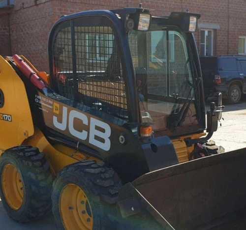 Стекло на мини-погрузчик Jcb 1110 Т / Jcb Robot 160/180/190/220