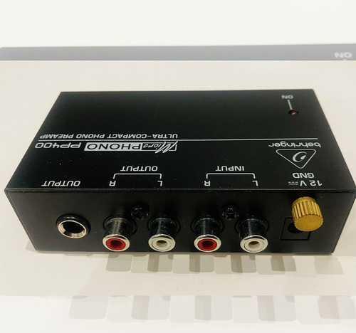 Фонокорректор Behringer microphono pp400