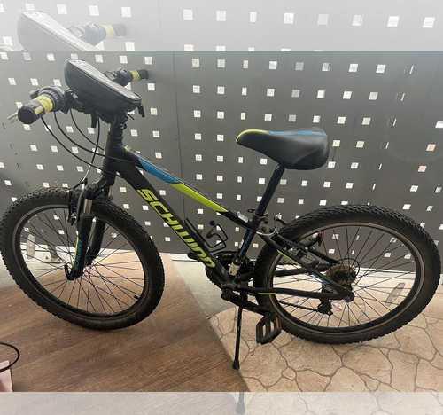 Продам велосипед детский бу Schwinn