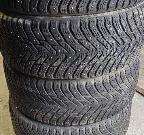 Nokian Tyres Hakkapeliitta 8 225/45 R19 96T