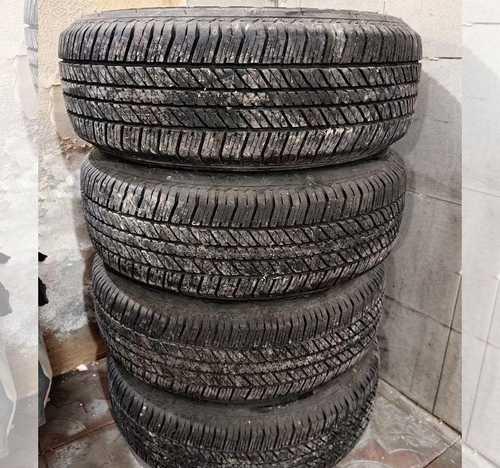 Bridgestone Desert Dueler 682 265/65 R17