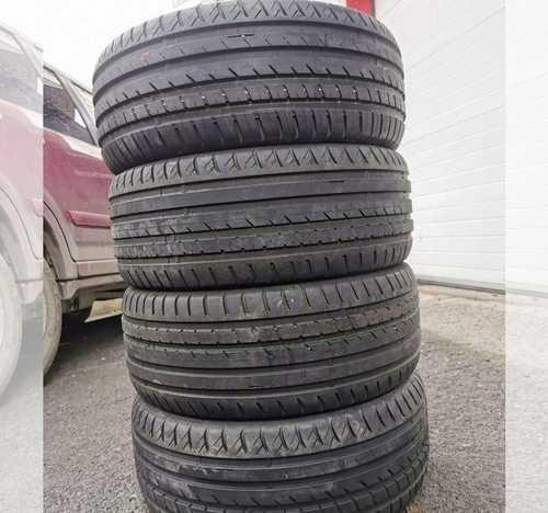 Viatti Strada Asimmetrico 225/45 R17