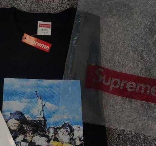 Футболка Supreme Trash Tee