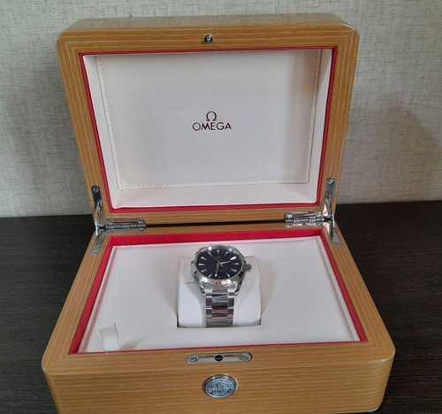 Коробка для хранения часов Omega