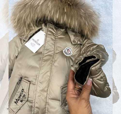 Зимний комбинезон moncler