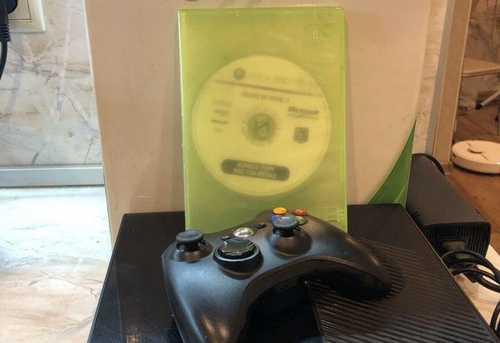 Xbox 360 e 250gb, полный комплект с коробкой