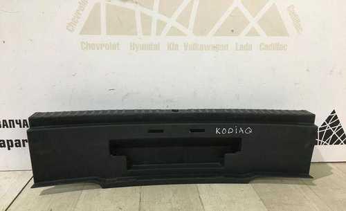 Обивка задней панели Skoda Kodiaq OEM 565863459