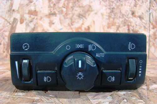 Freelander 2 Переключатель света фар