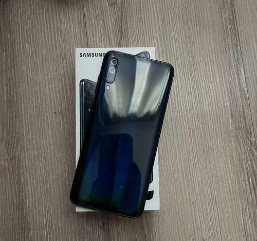 Samsung Galaxy A70, 6/128 ГБ