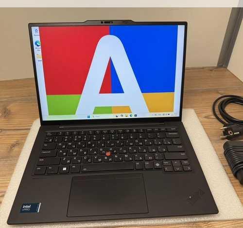 ThinkPad X1 Carbon Gen 12 Ultra/64/2048 Haptic
