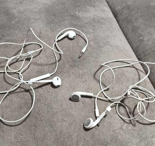 Наушники iPhone