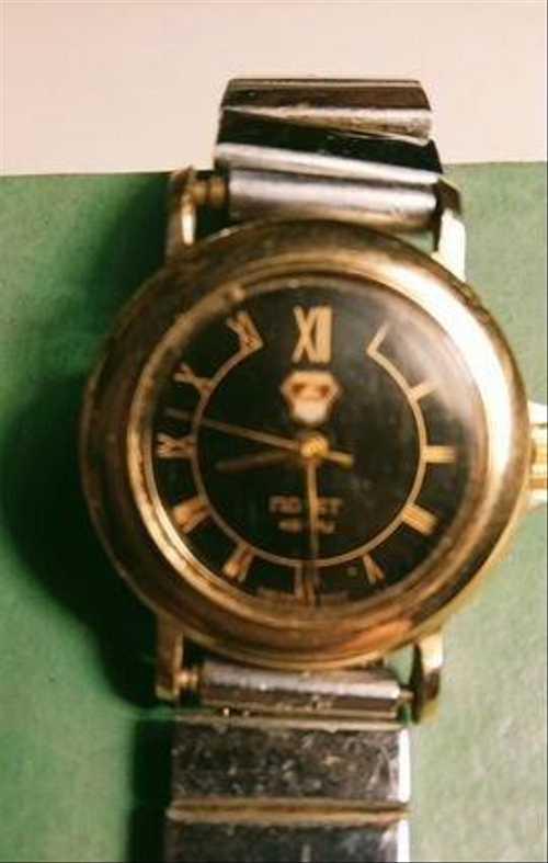 Часы с эмблемой оао "газ",с браслетом