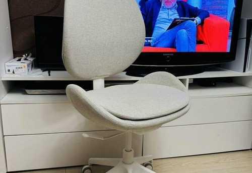 Компьютерное кресло стул IKEA хеттефьелль