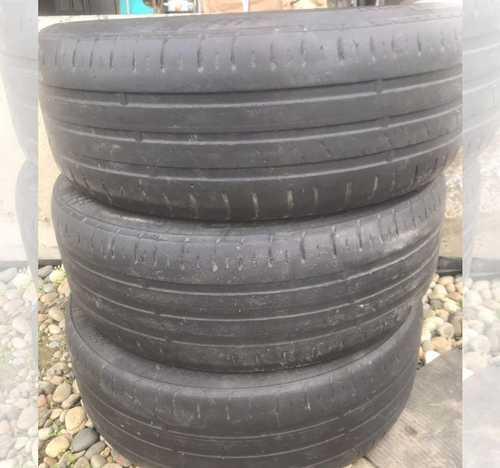 Kumho Ecsta HS51 195/55 R16 87V