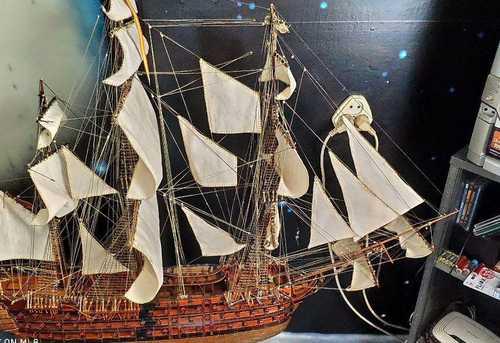 Модель корабля"Santisima Trinidad". Длина модели:1