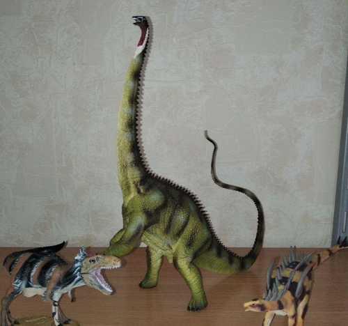 Фигурки динозавров collecta