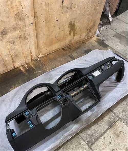 Торпедо парприз schwarz под CIC BMW 3 E90 E91 E92