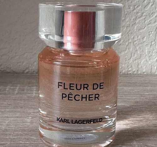 Karl Lagerfeld fleur DE pecher