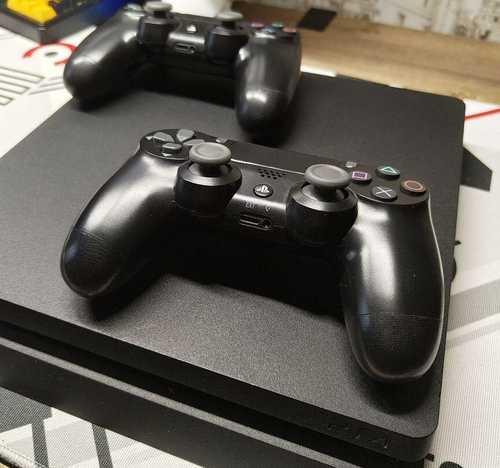 Sony playstation 4 slim