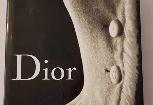 Книга Christian Dior издательства Assouline