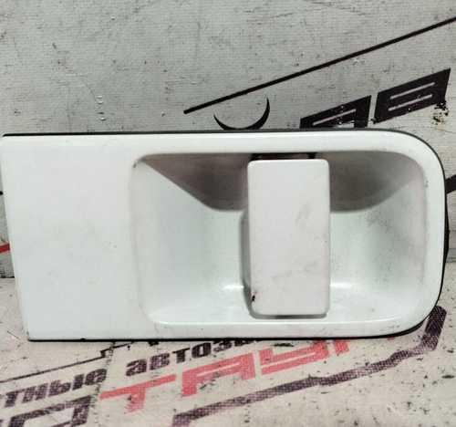 Ручка двери внешняя nissan elgrand E51 ME51 MNE51 NE51 задняя правая 82606WL000 белый, QX1 NA6943