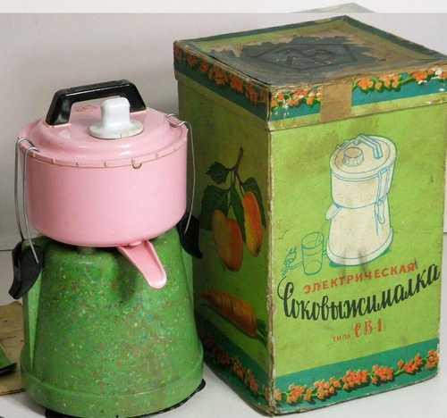 Соковыжималка СССР 1970г рабочая советская винтаж