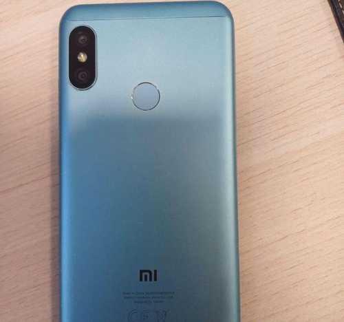 Xiaomi Mi A2 Lite Android One, 3/32 ГБ