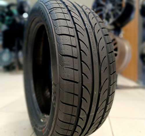 WestLake SA57 245/45 R19 102W