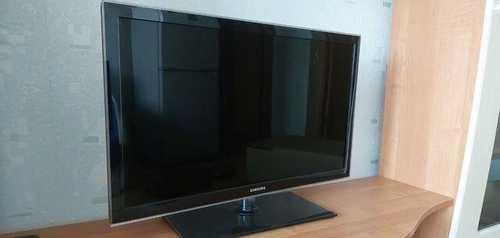 Телевизор Samsung UE32D5000