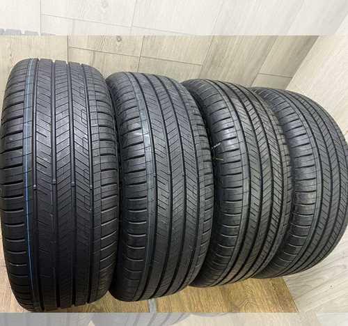 Goodyear EfficientGrip Performance 215/60 R16