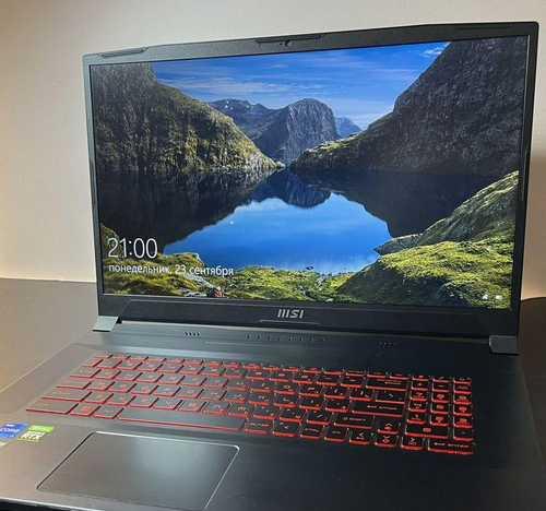 Продам игровой ноутбук MSI GF 76 Katana