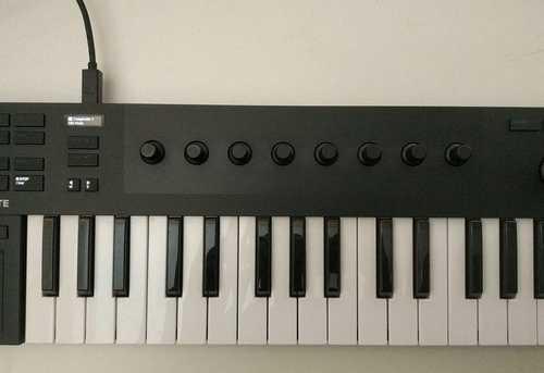 Native Instruments Komplete Kontrol M32