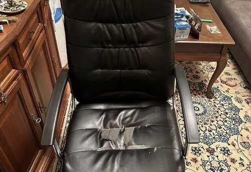 Кресло компьютерное, для руководителя кожаное бу