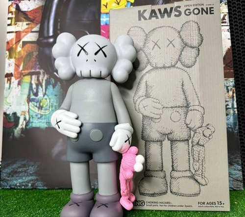 Коллекционная игрушка kaws