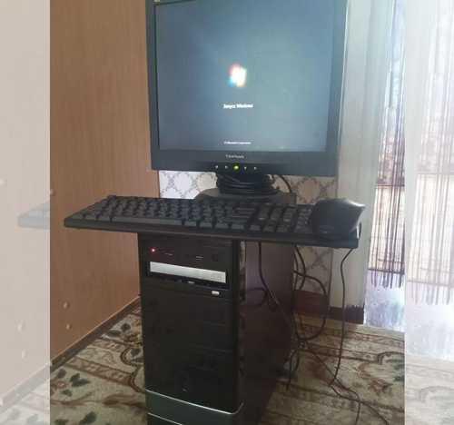 Компьютер