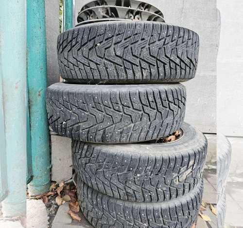 Hankook Winter I'Pike RS2 W429 185/65 R15 92T