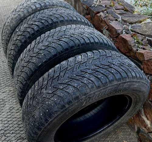 Nokian Tyres Hakkapeliitta 8 SUV 225/65 R17 106T