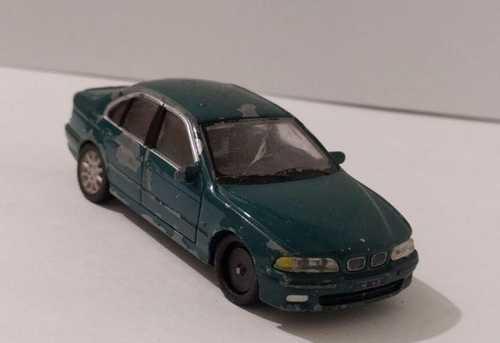 Модель BMW 5 E39 1:43 Hongwell