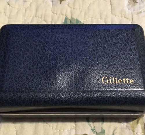 Бритвенный набор Gillette