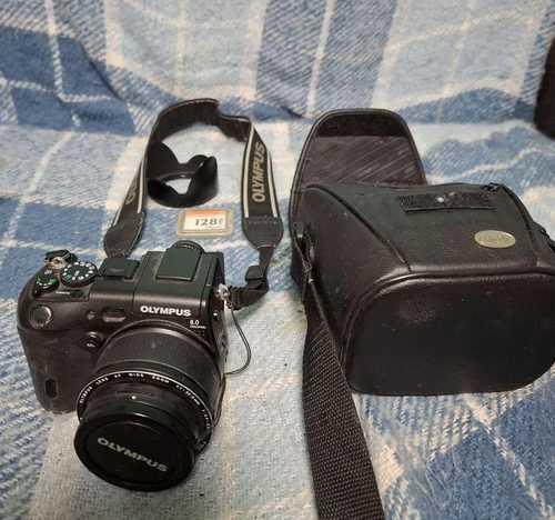 Продаю Olympus C-8080