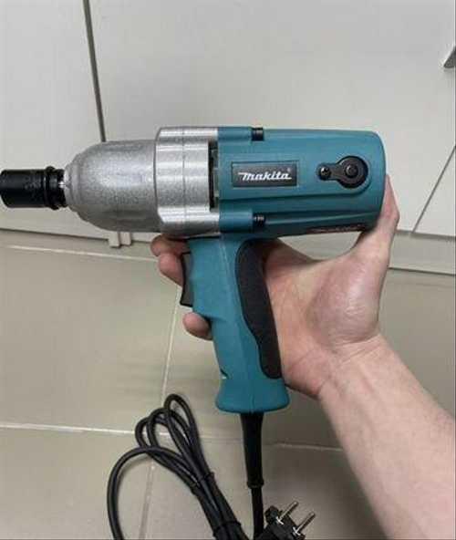Гайковерт Makita