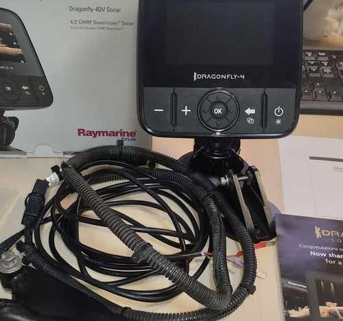 Эхолот Raymarine Dragonfly-4 DV