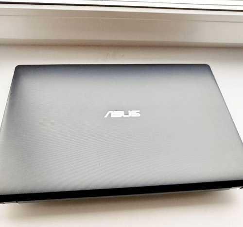 Ноутбук asus x551c