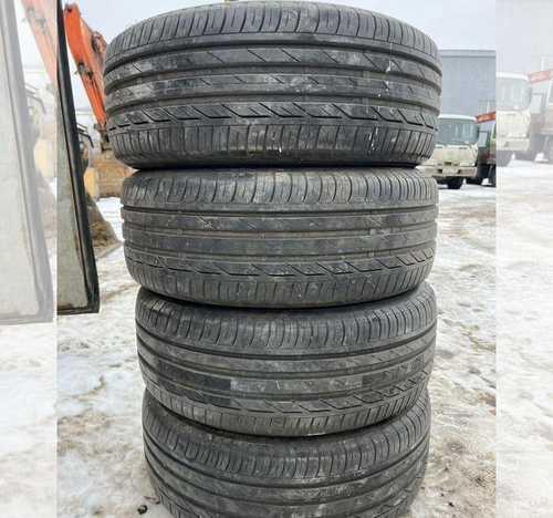 Bridgestone Turanza T001 205/55 R16