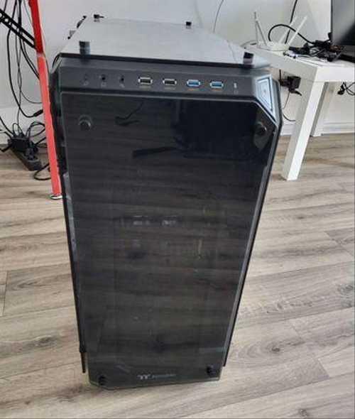 Корпус Thermaltake View 71 TG Fulltower