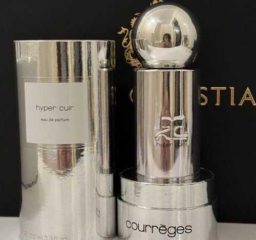 Courreges Oud, Cuir